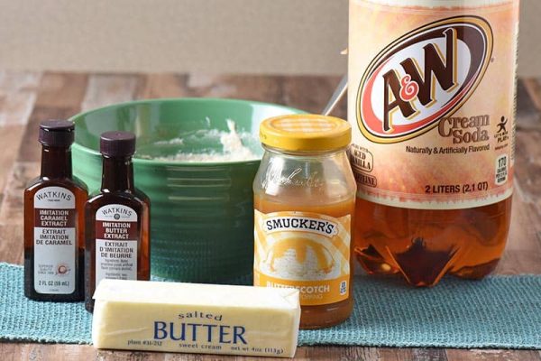 Quick and Easy Butterbeer Recipe - Adventures of Mel